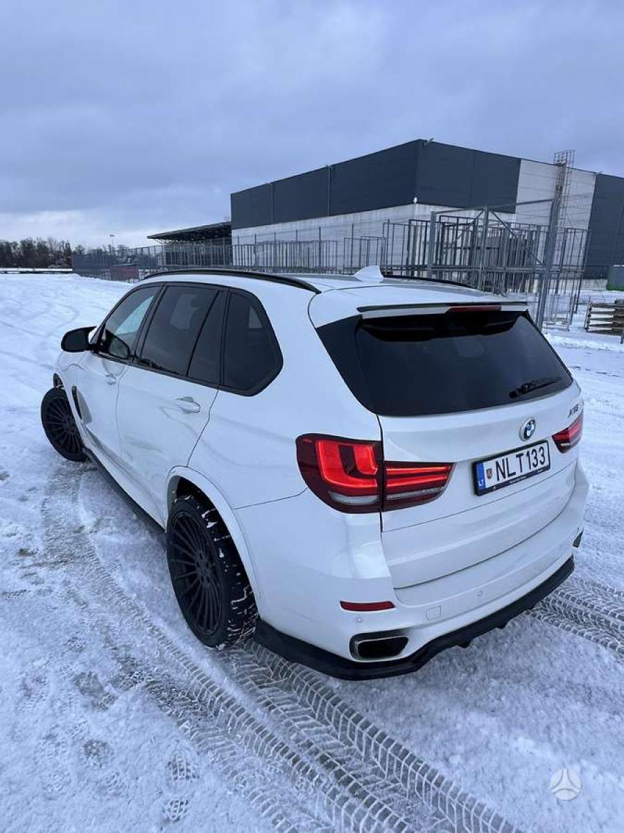 BMW X5 2015 in Panevezys, with an engine capacity of 4.40 L and mileage of 74 thousand km for 27000 €, photo 18 on AUTOMOTO.COM.LV