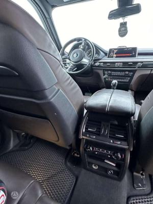 BMW X5 2015 in Panevezys, with an engine capacity of 4.40 L and mileage of 74 thousand km for 27000 €, photo 24 on AUTOMOTO.COM.LV