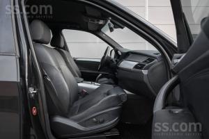 Orange BMW X5 2007 in Riga, with an engine capacity of 3.00 L and mileage of 258 thousand km for 9552 €, photo 11 on AUTOMOTO.COM.LV