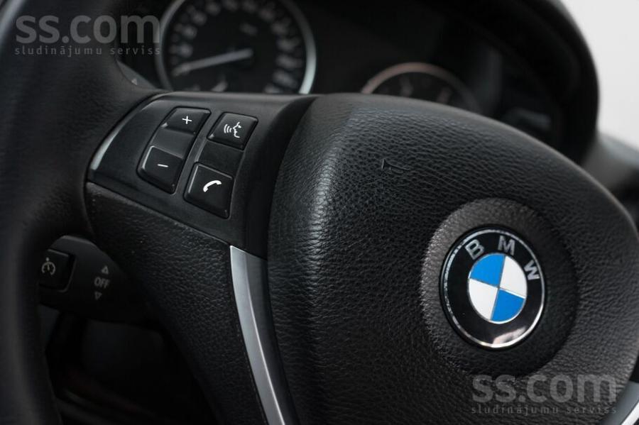 Orange BMW X5 2007 in Riga, with an engine capacity of 3.00 L and mileage of 258 thousand km for 9552 €, photo 20 on AUTOMOTO.COM.LV
