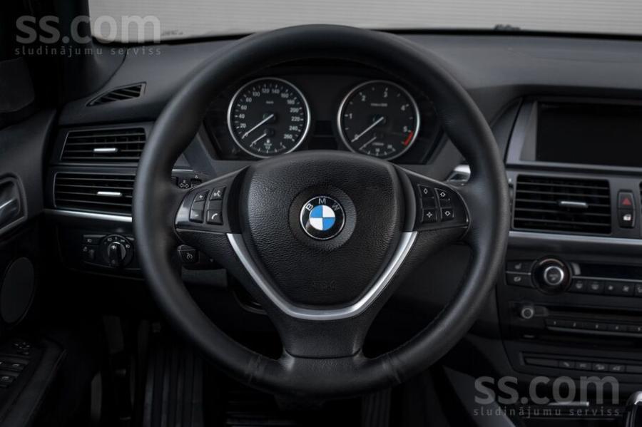 Orange BMW X5 2007 in Riga, with an engine capacity of 3.00 L and mileage of 258 thousand km for 9552 €, photo 21 on AUTOMOTO.COM.LV