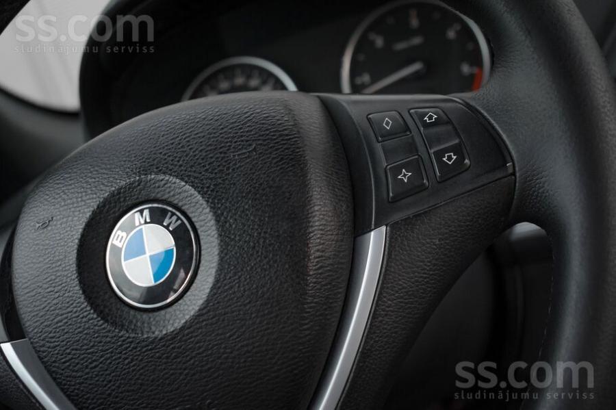 Orange BMW X5 2007 in Riga, with an engine capacity of 3.00 L and mileage of 258 thousand km for 9552 €, photo 22 on AUTOMOTO.COM.LV