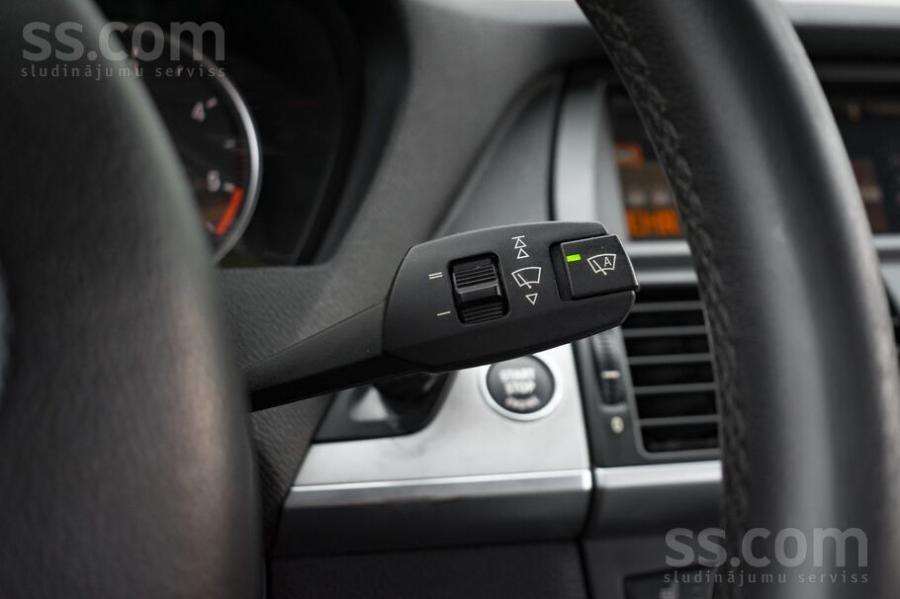Orange BMW X5 2007 in Riga, with an engine capacity of 3.00 L and mileage of 258 thousand km for 9552 €, photo 23 on AUTOMOTO.COM.LV