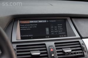 Orange BMW X5 2007 in Riga, with an engine capacity of 3.00 L and mileage of 258 thousand km for 9552 €, photo 28 on AUTOMOTO.COM.LV