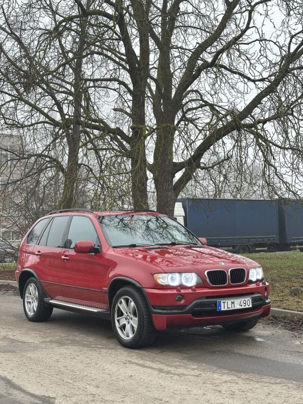 Sarkans BMW X5 2002 Šauļi, ar dzinēja tilpumu 4.60 L un nobraukumu 230 tūkst. km par 5500 €, foto 2 vietnē AUTOMOTO.COM.LV