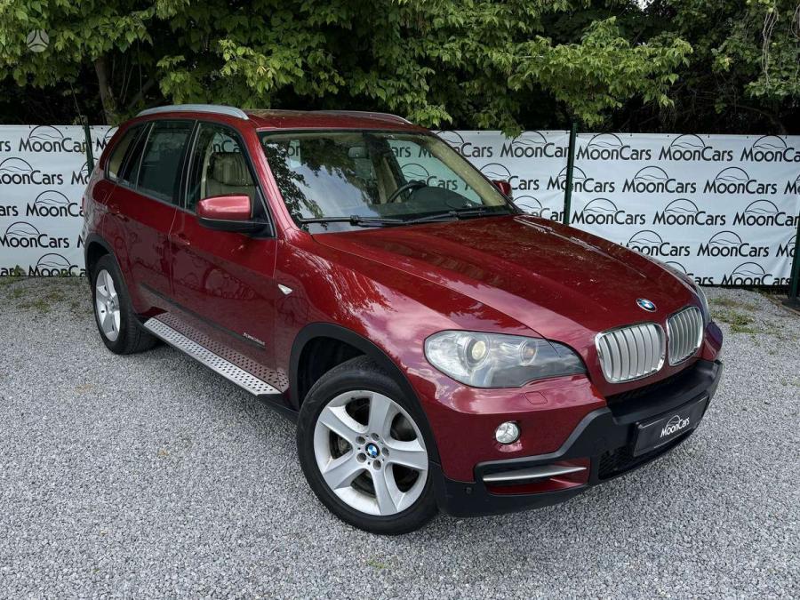 Red BMW X5 2009 in Vilnius, with an engine capacity of 2.99 L and mileage of 337 thousand km for 7500 €, photo 4 on AUTOMOTO.COM.LV