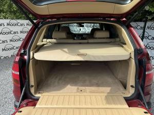 Red BMW X5 2009 in Vilnius, with an engine capacity of 2.99 L and mileage of 337 thousand km for 7500 €, photo 15 on AUTOMOTO.COM.LV
