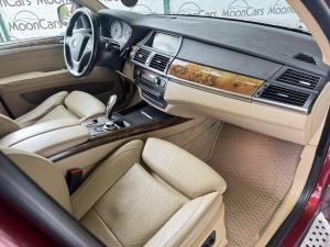 Red BMW X5 2009 in Vilnius, with an engine capacity of 2.99 L and mileage of 337 thousand km for 7500 €, photo 21 on AUTOMOTO.COM.LV