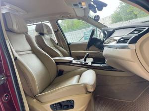 Red BMW X5 2009 in Vilnius, with an engine capacity of 2.99 L and mileage of 337 thousand km for 7500 €, photo 22 on AUTOMOTO.COM.LV