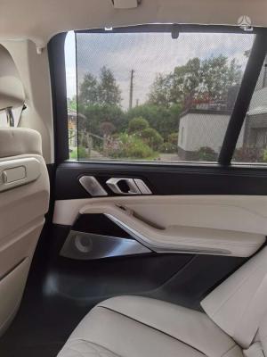 Sarkans BMW X5 2024 Kauņa, ar dzinēja tilpumu 3.00 L un nobraukumu 25 tūkst. km par 38500 €, foto 25 vietnē AUTOMOTO.COM.LV