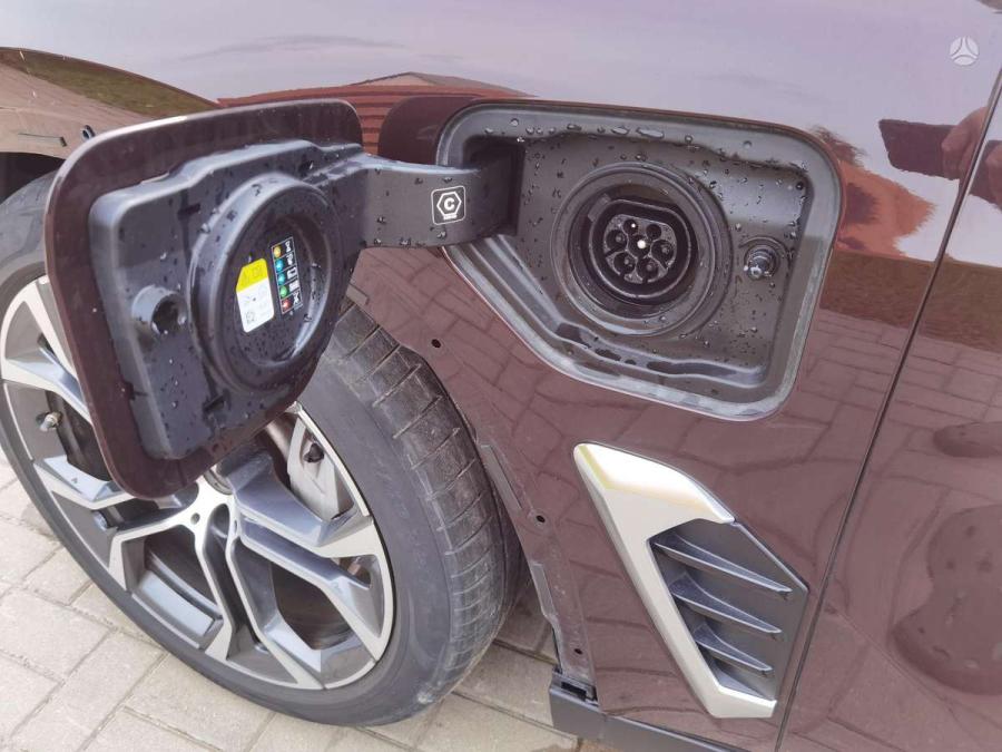 Sarkans BMW X5 2024 Kauņa, ar dzinēja tilpumu 3.00 L un nobraukumu 25 tūkst. km par 38500 €, foto 27 vietnē AUTOMOTO.COM.LV