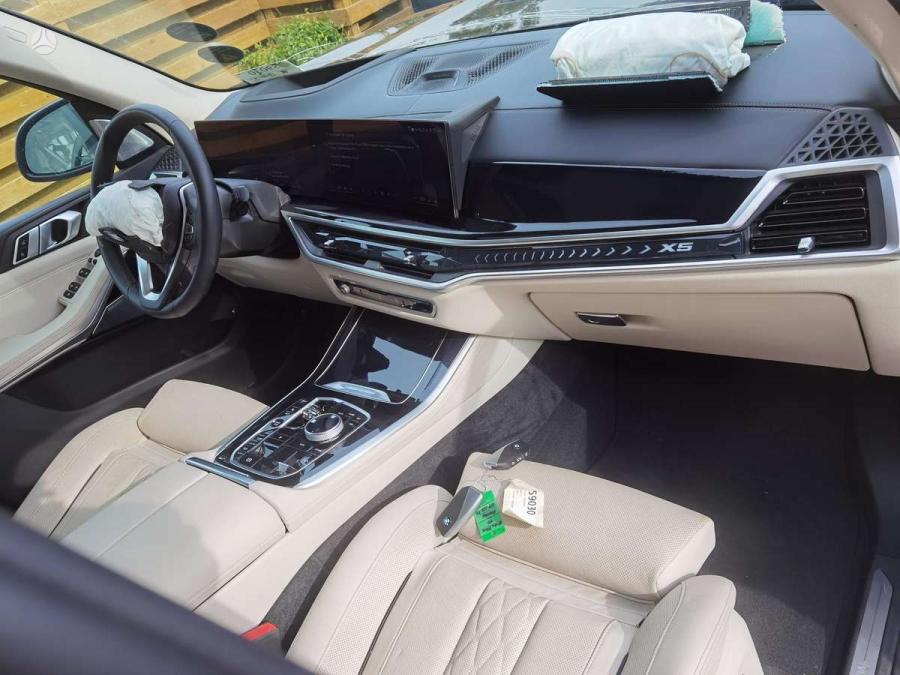 Sarkans BMW X5 2024 Kauņa, ar dzinēja tilpumu 3.00 L un nobraukumu 25 tūkst. km par 38500 €, foto 40 vietnē AUTOMOTO.COM.LV