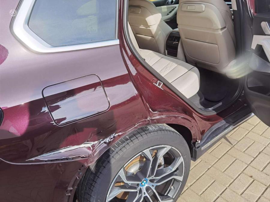 Sarkans BMW X5 2024 Kauņa, ar dzinēja tilpumu 3.00 L un nobraukumu 25 tūkst. km par 38500 €, foto 52 vietnē AUTOMOTO.COM.LV