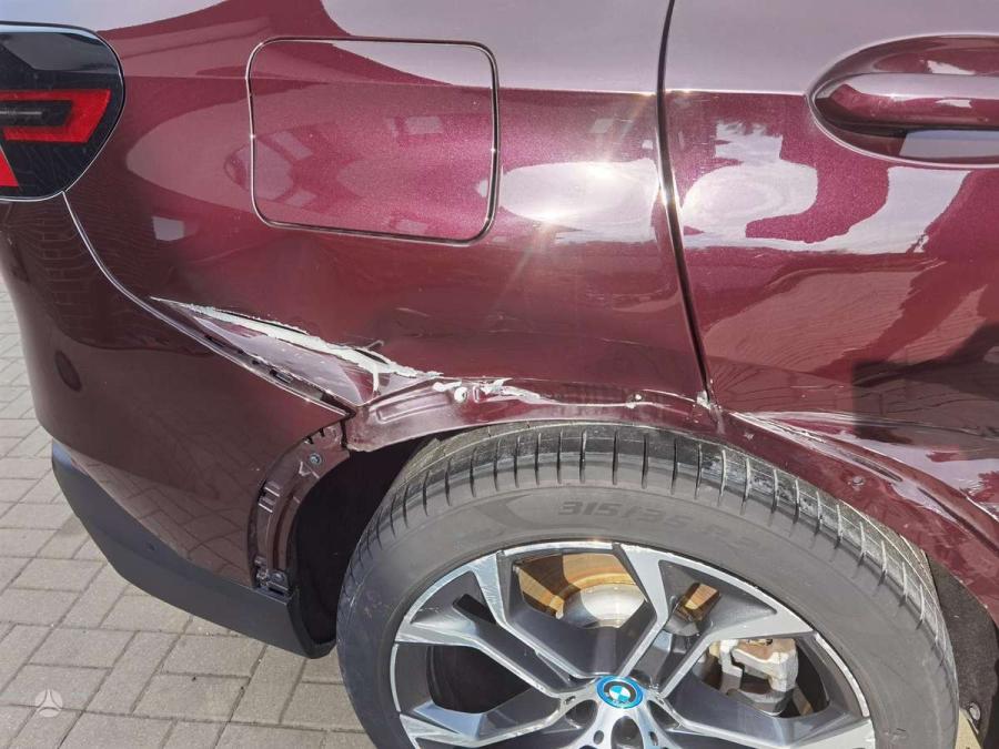 Sarkans BMW X5 2024 Kauņa, ar dzinēja tilpumu 3.00 L un nobraukumu 25 tūkst. km par 38500 €, foto 55 vietnē AUTOMOTO.COM.LV