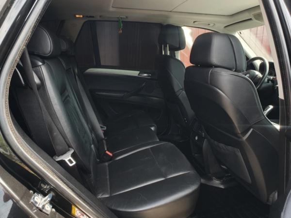 BMW X5 2007 in Riga, with an engine capacity of 3.00 L and mileage of 263 thousand km for 9950 €, photo 6 on AUTOMOTO.COM.LV