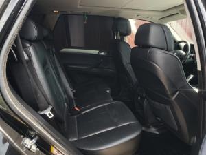 BMW X5 2007 in Riga, with an engine capacity of 3.00 L and mileage of 263 thousand km for 9950 €, photo 7 on AUTOMOTO.COM.LV
