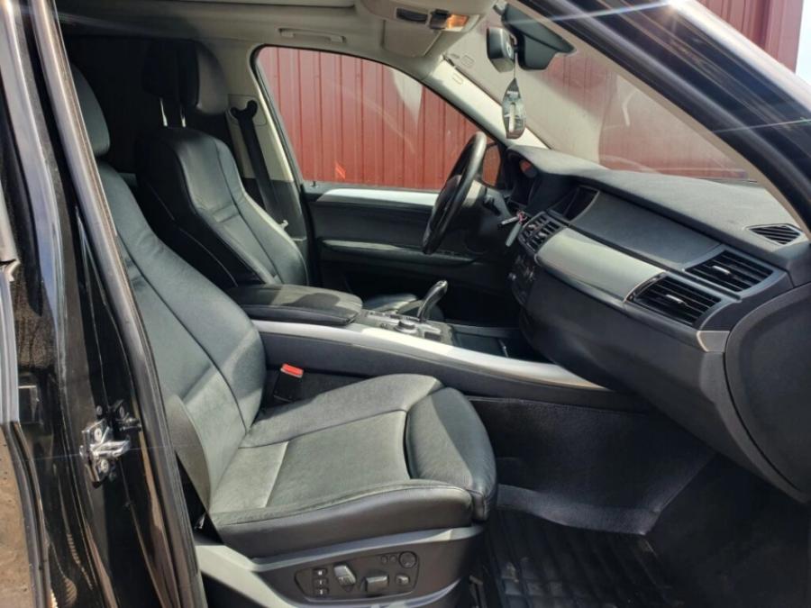 BMW X5 2007 in Riga, with an engine capacity of 3.00 L and mileage of 263 thousand km for 9950 €, photo 8 on AUTOMOTO.COM.LV
