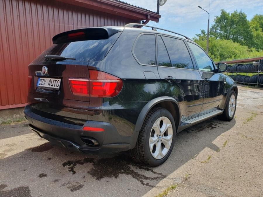BMW X5 2007 in Riga, with an engine capacity of 3.00 L and mileage of 263 thousand km for 9950 €, photo 11 on AUTOMOTO.COM.LV