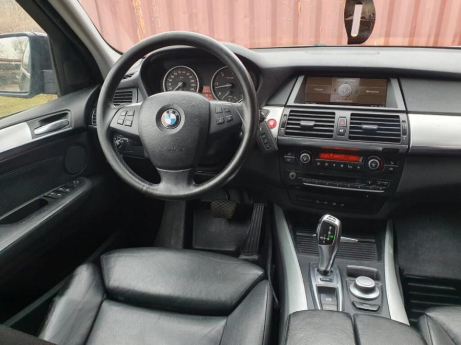 BMW X5 2007 in Riga, with an engine capacity of 3.00 L and mileage of 263 thousand km for 9950 €, photo 24 on AUTOMOTO.COM.LV