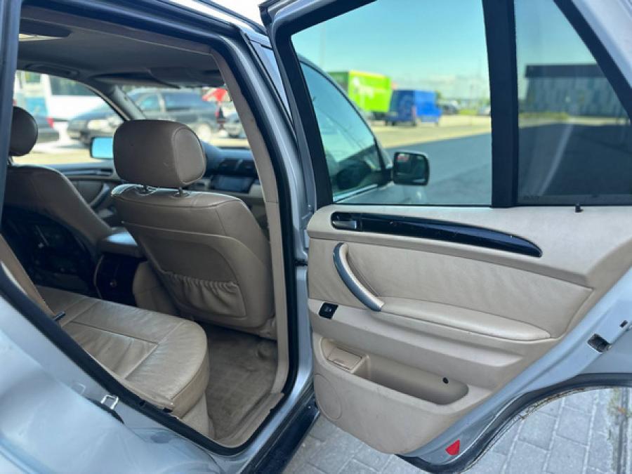 BMW X5 2001 in Tallinn, with an engine capacity of 3.00 L and mileage of 460 thousand km for 3300 €, photo 11 on AUTOMOTO.COM.LV