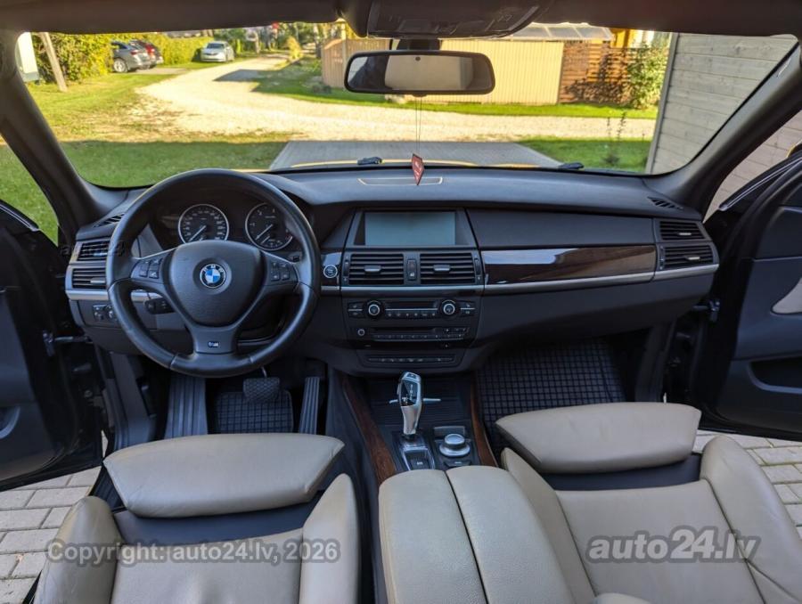 BMW X5 2008 in Tartu, with an engine capacity of 3.00 L and mileage of 365 thousand km for 11500 €, photo 14 on AUTOMOTO.COM.LV