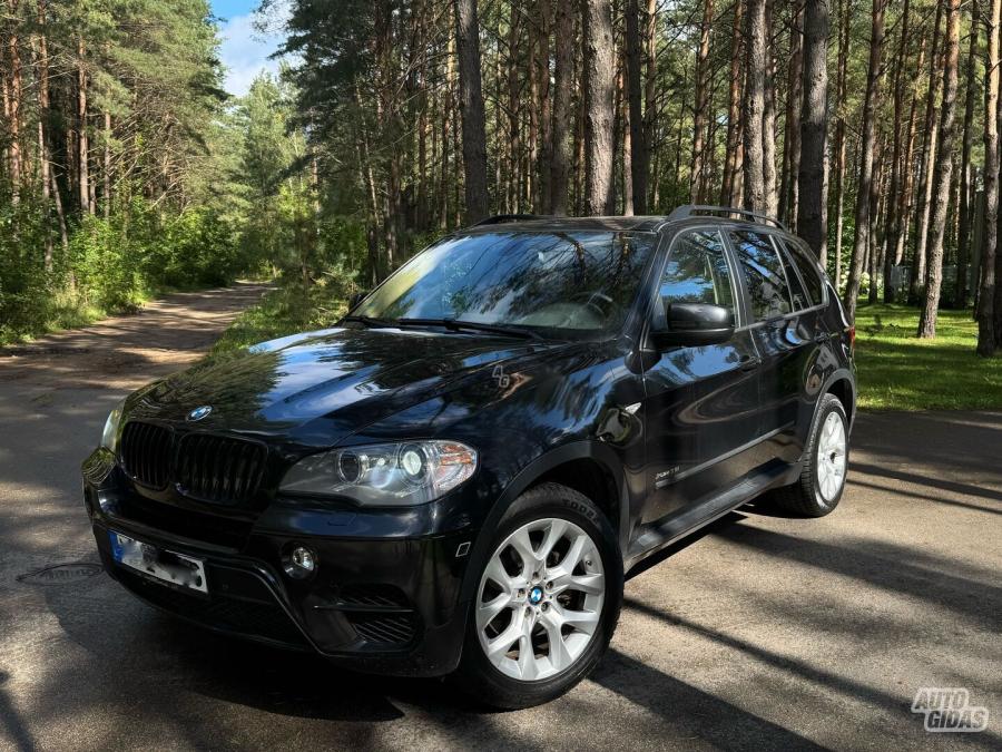 BMW X5 2011 in Vilnius, with an engine capacity of 3.00 L and mileage of 196 thousand km for 8499 €, photo 1 on AUTOMOTO.COM.LV