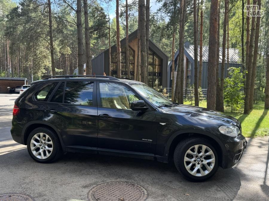BMW X5 2011 in Vilnius, with an engine capacity of 3.00 L and mileage of 196 thousand km for 8499 €, photo 5 on AUTOMOTO.COM.LV