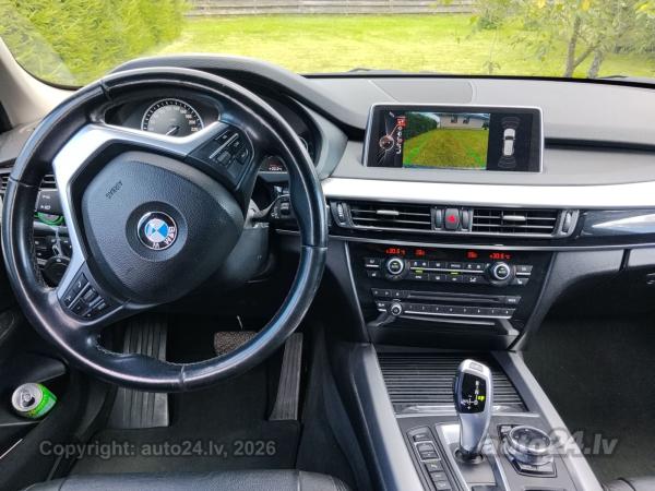 BMW X5 2014 in Tartu, with an engine capacity of 3.00 L and mileage of 283 thousand km for 16200 €, photo 6 on AUTOMOTO.COM.LV