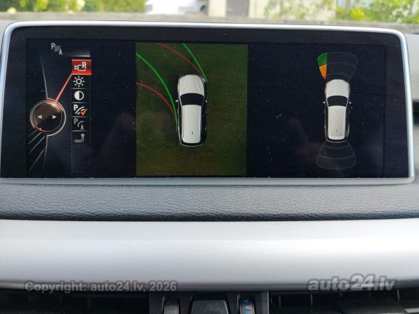 BMW X5 2014 in Tartu, with an engine capacity of 3.00 L and mileage of 283 thousand km for 16200 €, photo 7 on AUTOMOTO.COM.LV