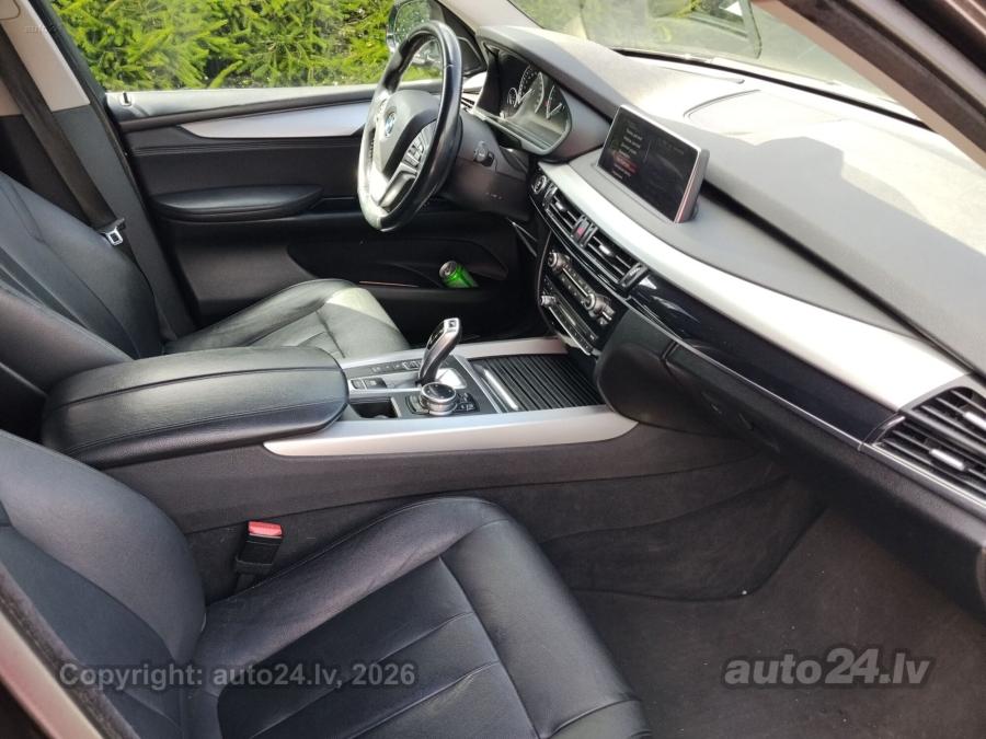 BMW X5 2014 in Tartu, with an engine capacity of 3.00 L and mileage of 283 thousand km for 16200 €, photo 12 on AUTOMOTO.COM.LV