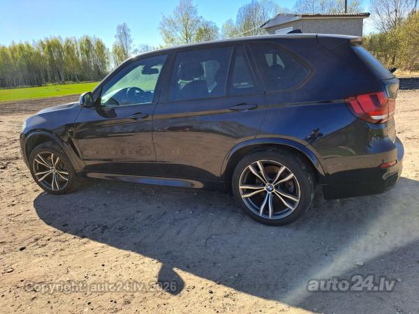 BMW X5 2015 Tartu, ar dzinēja tilpumu 3.00 L un nobraukumu 260 tūkst. km par 11999 €, foto 2 vietnē AUTOMOTO.COM.LV