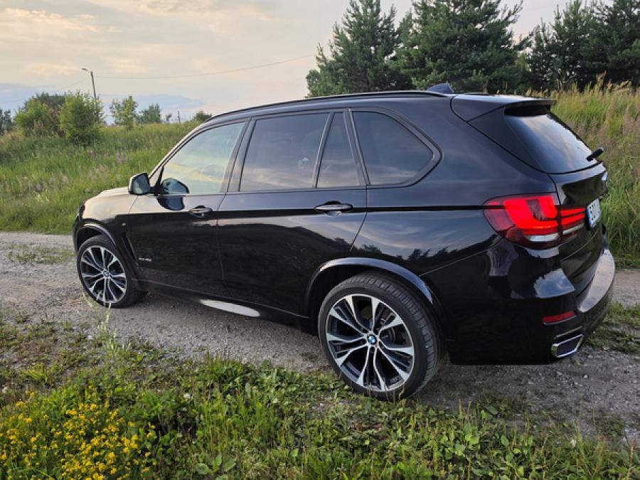 BMW X5 2017 Tallina, ar dzinēja tilpumu 3.00 L un nobraukumu 201 tūkst. km par 26000 €, foto 5 vietnē AUTOMOTO.COM.LV