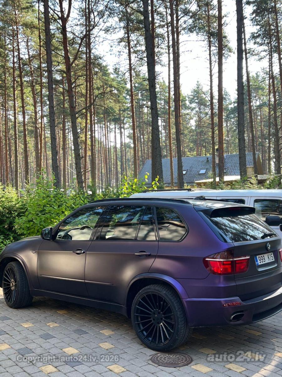 Violets BMW X5 2011 Jehvi, ar dzinēja tilpumu 3.00 L un nobraukumu 286 tūkst. km par 15500 €, foto 7 vietnē AUTOMOTO.COM.LV