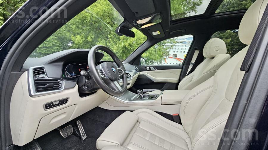 Violets BMW X5 2020 Rīga, ar dzinēja tilpumu 3.00 L un nobraukumu 0 tūkst. km par 44800 €, foto 24 vietnē AUTOMOTO.COM.LV