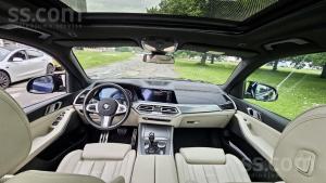 Violets BMW X5 2020 Rīga, ar dzinēja tilpumu 3.00 L un nobraukumu 0 tūkst. km par 44800 €, foto 25 vietnē AUTOMOTO.COM.LV
