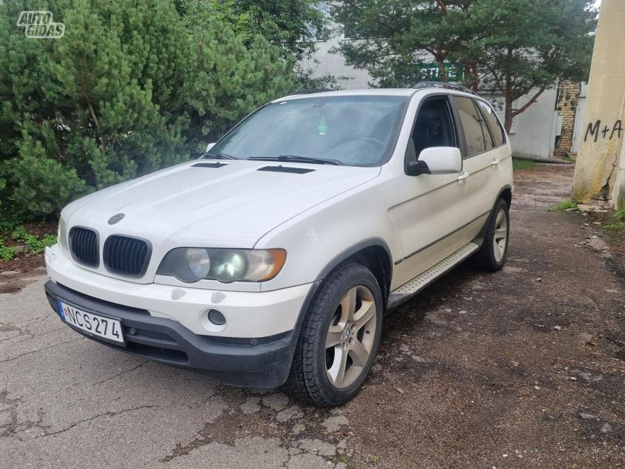 White BMW X5 2002 in Kaunas, with an engine capacity of 2.90 L and mileage of 380 thousand km for 2450 €, photo 1 on AUTOMOTO.COM.LV