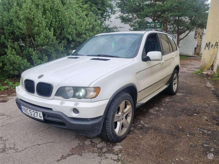 White BMW X5 2002 in Kaunas, with an engine capacity of 2.93 L and mileage of 380 thousand km for 2450 €, photo 3 on AUTOMOTO.COM.LV