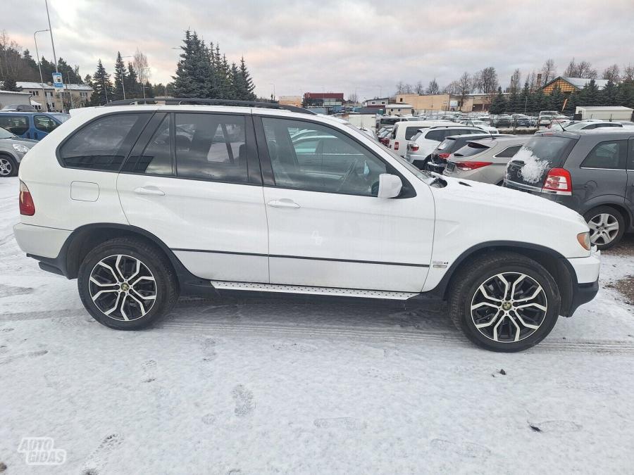 White BMW X5 2003 in Utena, with an engine capacity of 3.00 L and mileage of 388 thousand km for 3750 €, photo 3 on AUTOMOTO.COM.LV