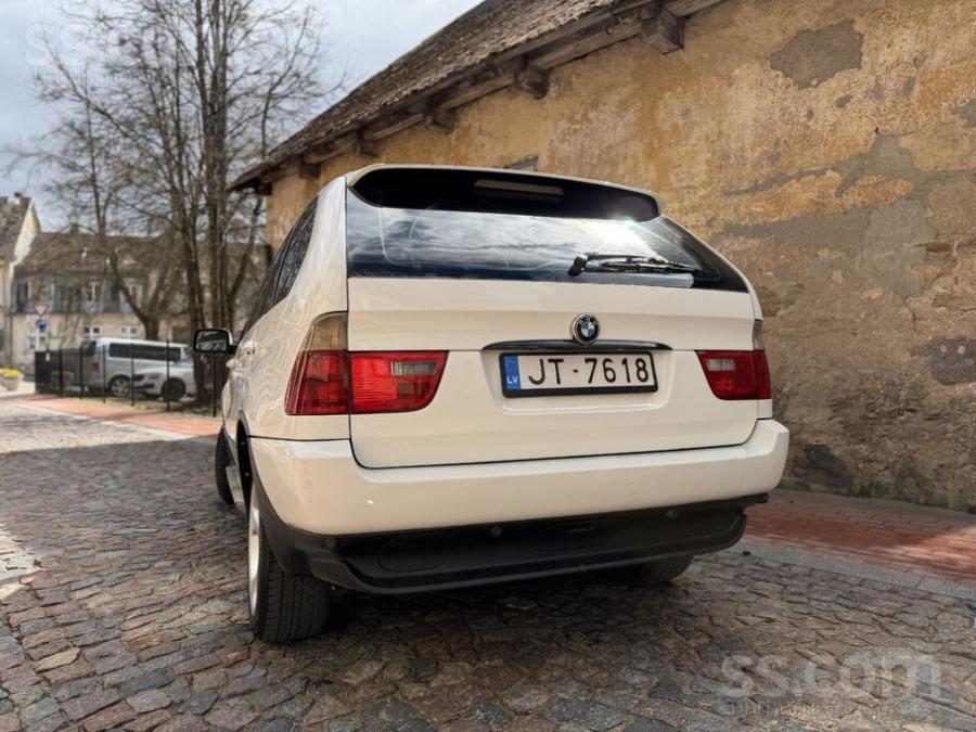 Balts BMW X5 2004 Cēsis, ar dzinēja tilpumu 3.00 L un nobraukumu 447 tūkst. km par 3190 €, foto 5 vietnē AUTOMOTO.COM.LV