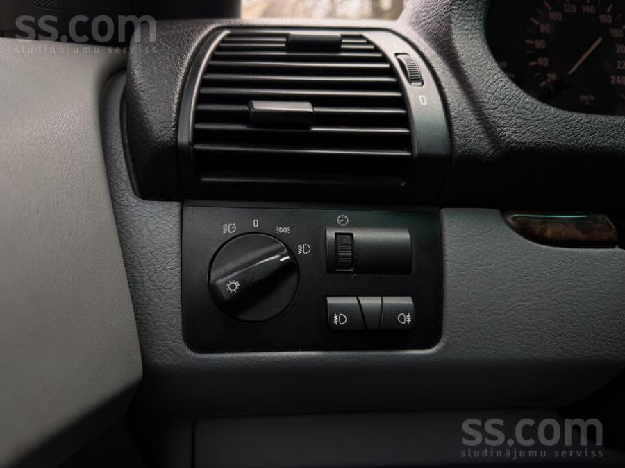 Balts BMW X5 2004 Cēsis, ar dzinēja tilpumu 3.00 L un nobraukumu 447 tūkst. km par 3190 €, foto 22 vietnē AUTOMOTO.COM.LV