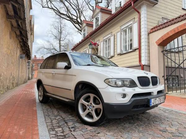 Balts BMW X5 2004 Cēsis, ar dzinēja tilpumu 3.00 L un nobraukumu 447 tūkst. km par 3990 €, foto 4 vietnē AUTOMOTO.COM.LV