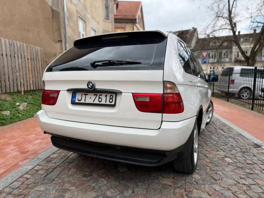 Balts BMW X5 2004 Cēsis, ar dzinēja tilpumu 3.00 L un nobraukumu 447 tūkst. km par 3990 €, foto 8 vietnē AUTOMOTO.COM.LV