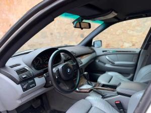Balts BMW X5 2004 Cēsis, ar dzinēja tilpumu 3.00 L un nobraukumu 447 tūkst. km par 3990 €, foto 12 vietnē AUTOMOTO.COM.LV