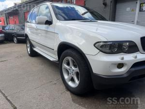 Balts BMW X5 2004 Rīga, ar dzinēja tilpumu 3.00 L un nobraukumu 450 tūkst. km par 3995 €, foto 4 vietnē AUTOMOTO.COM.LV