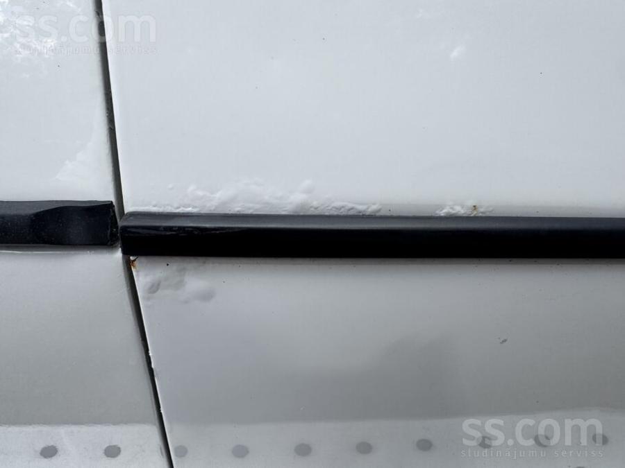 Balts BMW X5 2004 Rīga, ar dzinēja tilpumu 3.00 L un nobraukumu 450 tūkst. km par 3995 €, foto 5 vietnē AUTOMOTO.COM.LV