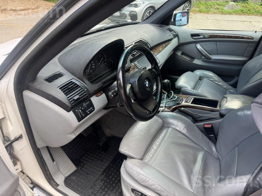 Balts BMW X5 2004 Rīga, ar dzinēja tilpumu 3.00 L un nobraukumu 450 tūkst. km par 3995 €, foto 23 vietnē AUTOMOTO.COM.LV