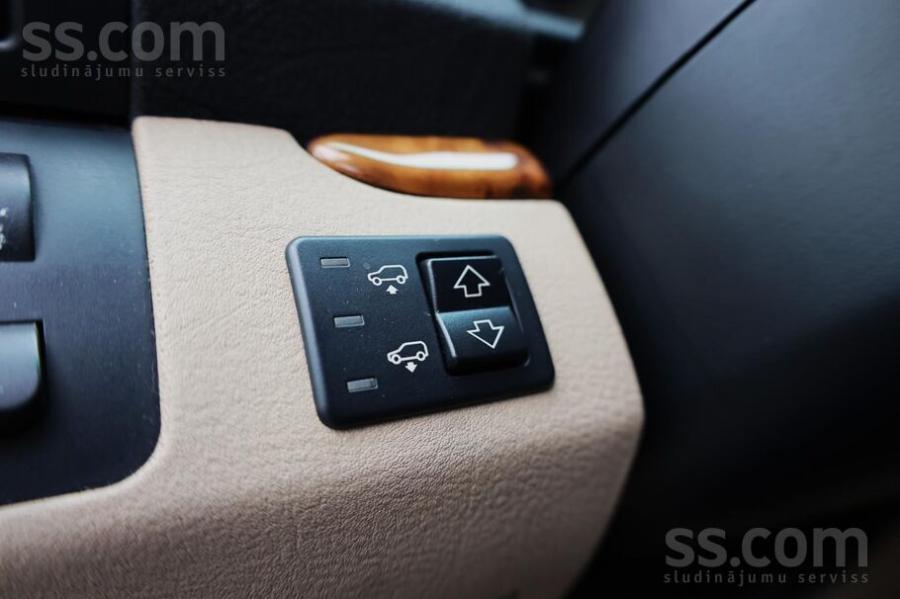 Balts BMW X5 2006 Rīga, ar dzinēja tilpumu 4.40 L un nobraukumu 0 tūkst. km par 3495 €, foto 17 vietnē AUTOMOTO.COM.LV
