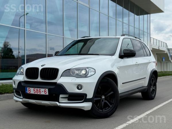 White BMW X5 2007 in Rezekne, with an engine capacity of 3.00 L and mileage of 261 thousand km for 9990 €, photo 2 on AUTOMOTO.COM.LV
