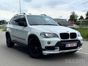 White BMW X5 2007 in Rezekne, with an engine capacity of 3.00 L and mileage of 261 thousand km for 9990 €, photo 3 on AUTOMOTO.COM.LV