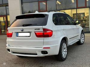 Balts BMW X5 2007 Klaipėda, ar dzinēja tilpumu 2.99 L un nobraukumu 320 tūkst. km par 9800 €, foto 25 vietnē AUTOMOTO.COM.LV